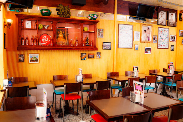 Speedboat Bar Soho – About - Speedboat Bar